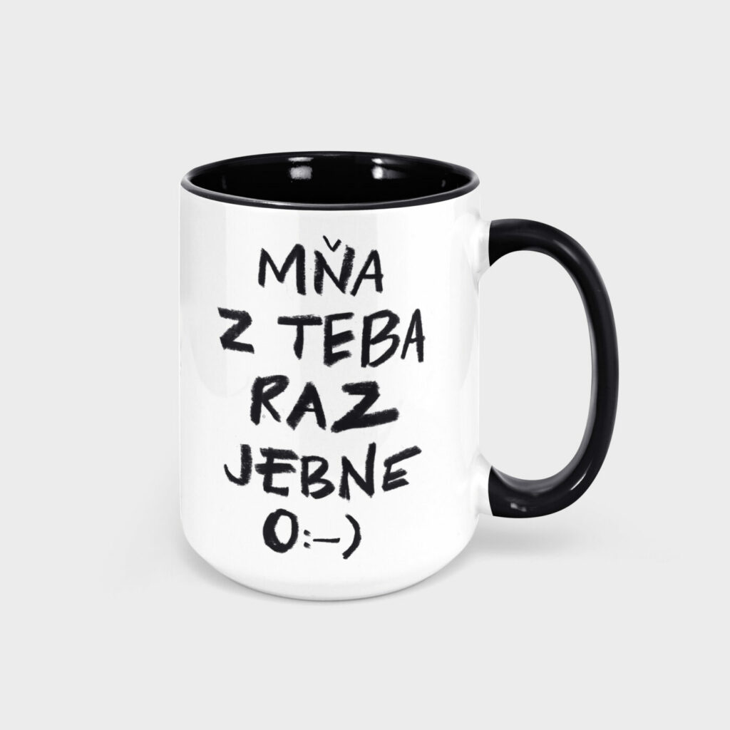 Hrnček veľký dizajnový Mňa z teba raz jebne - Kura Harabura